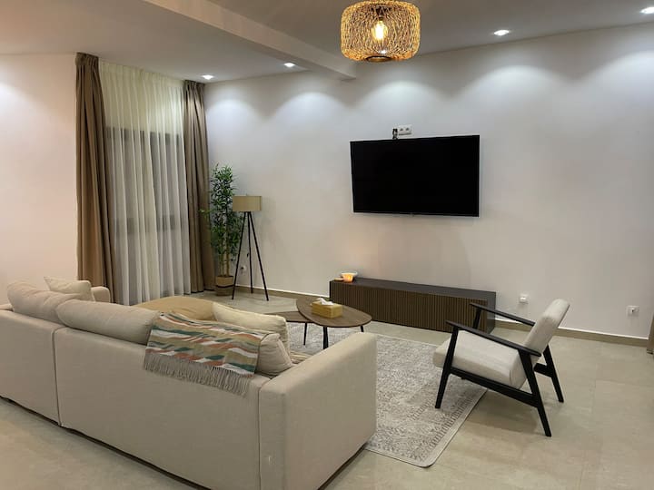 Spacious, Cozy & Zen Flat In Mamelles - Dakar