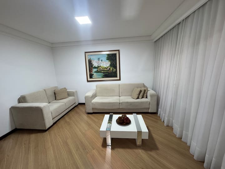 Casa Espaçosa E Aconchegante óTima Localização. - Curitiba