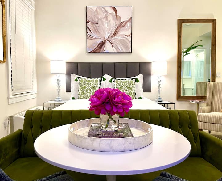 The Green Room - Poolside, Beachaccess, Onsitehost - Palm Beach, FL