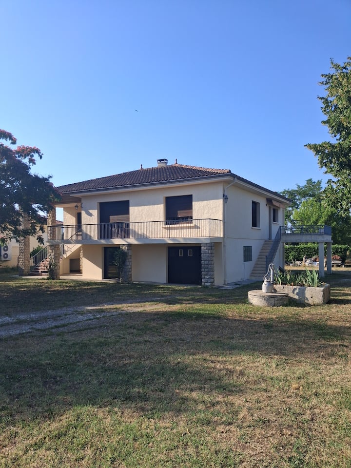 Maison De Famille - Lesparre-Médoc