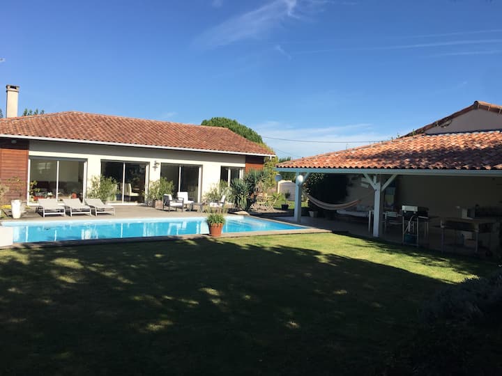 Maison Avec Piscine Centre Ville - Casteljaloux