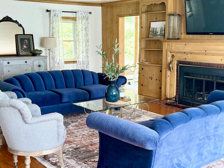 Hudson Home - 5 Bd/3.5 Ba, Sleeps 12, 4800 Sq Ft - Hudson, WI