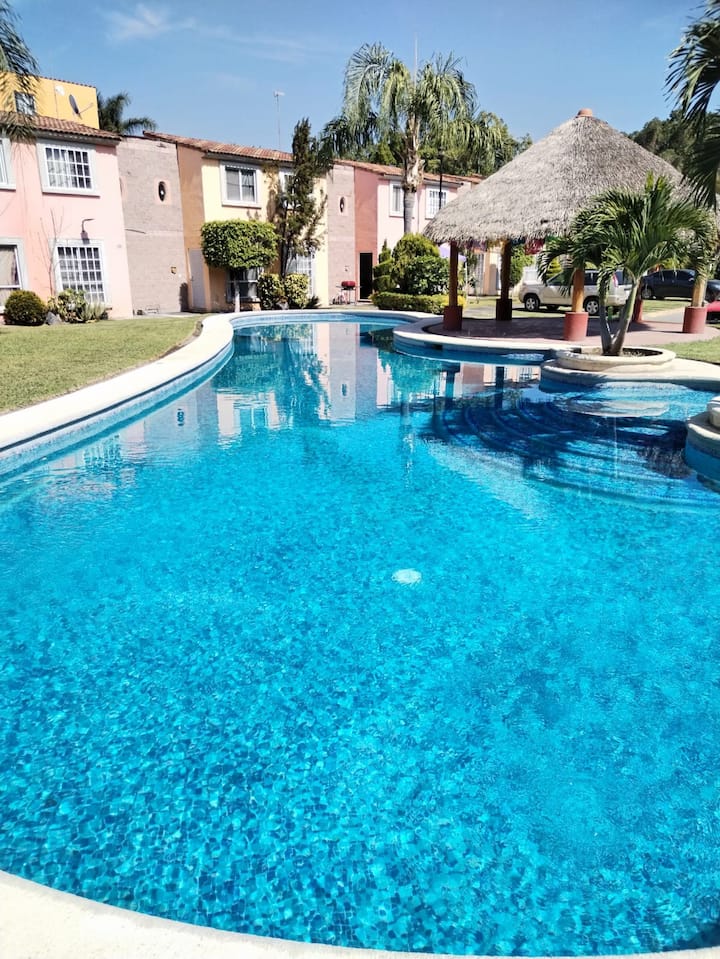 Casa De Descanso, Seguro Y Real. - Morelos