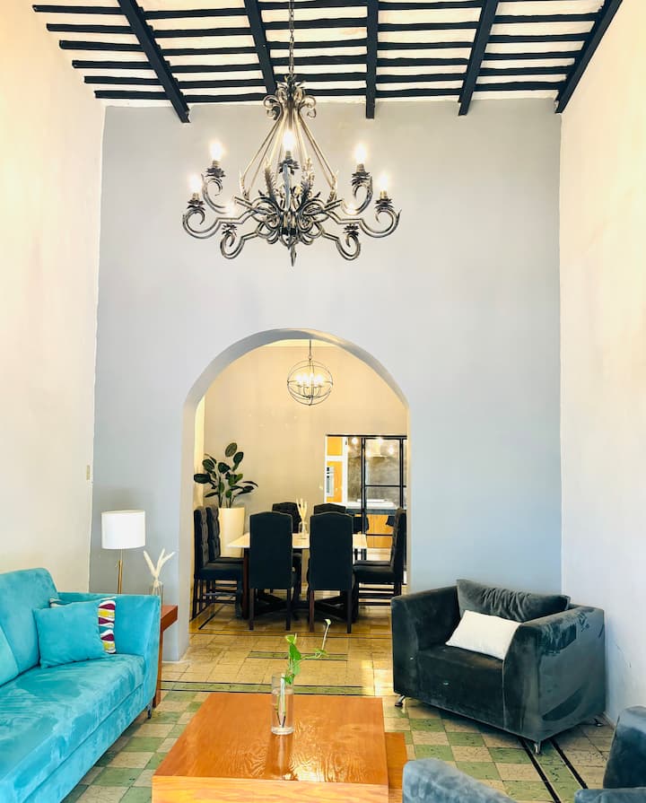 Casa Colonial, Cerca De Paseo Montejo Con Piscina. - Mérida, México