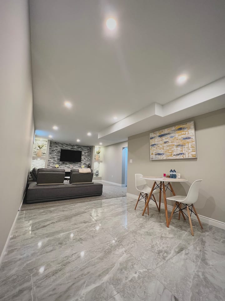 Brand New Basement- Entire Place - Windsor, ON, Canada