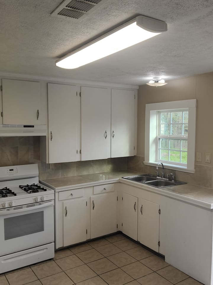 Perfect For Workers, Near Plants - Lake Charles, LA