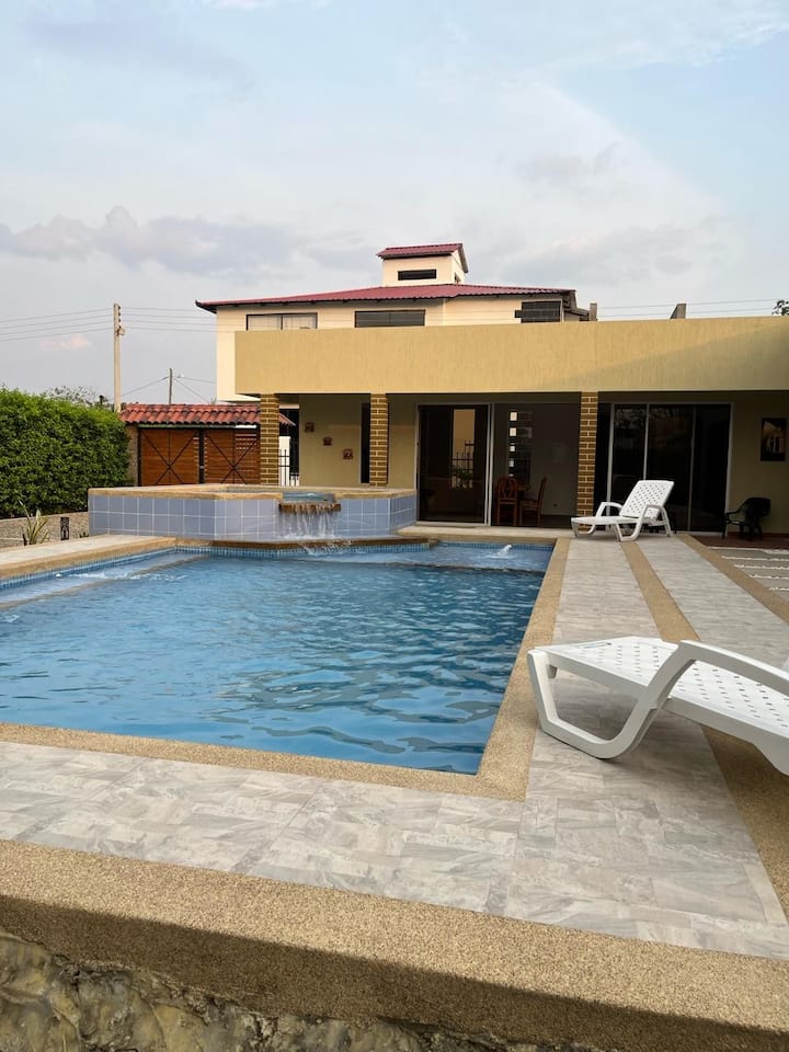 Exclusiva Casa Campestre - Flandes