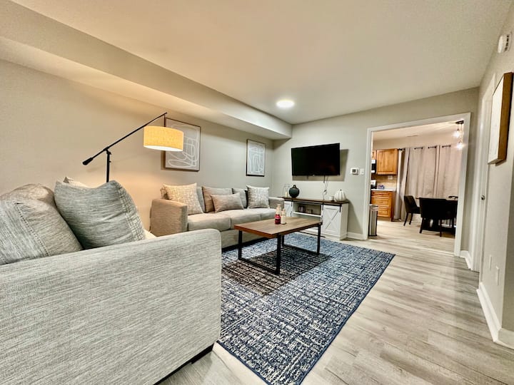 Modern Townhome W/ Balcony • Walk To Fuse Stadium - Gastonia, NC