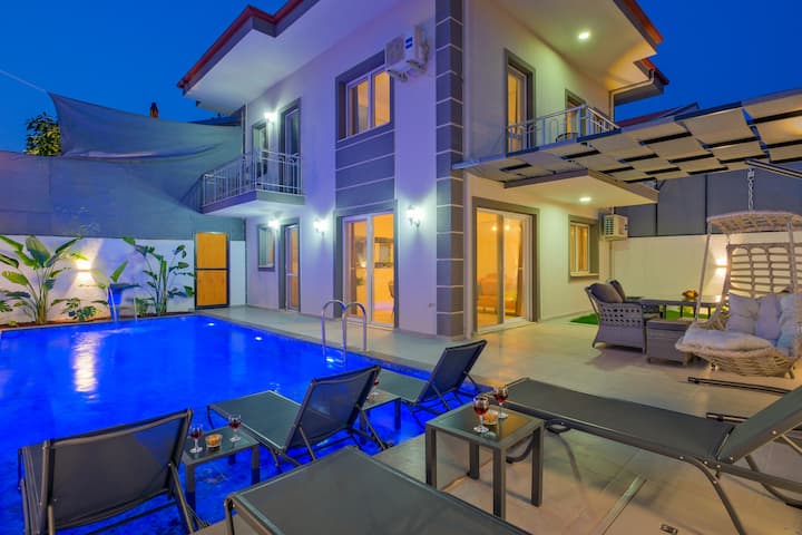 Taupe Villa 1 - 페티예