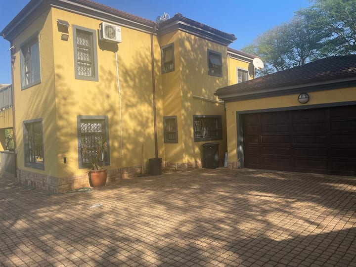 4 Bedroom 
10 Sleeper - Dolphin Coast