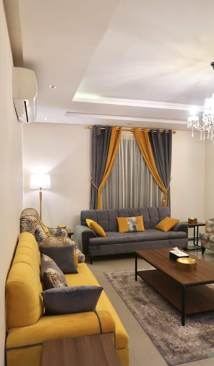 شقة بنتهاوس نظام دورين حي الملقا - Riyadh