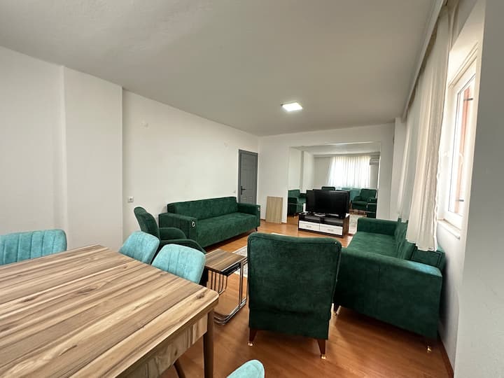 Denize 200m Mesafede Lüx Eşyalı - Antalya