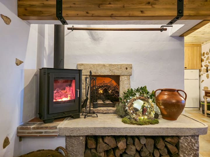 Village Home By The Beach 2 - Colares