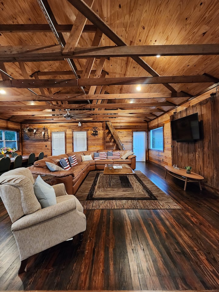 Burnt Pine Ranch - Springs Retreat - Branford, FL