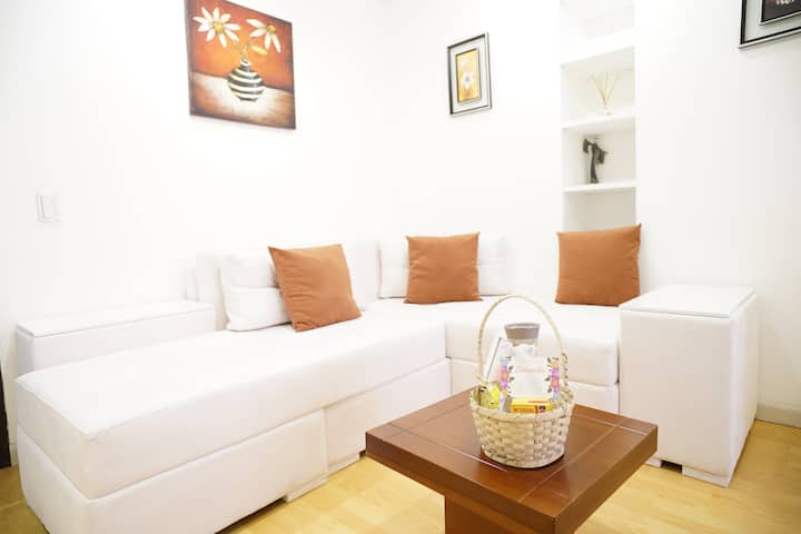 Suite La Carolina, Av. República Del Salvador - Quito (Ecuador)
