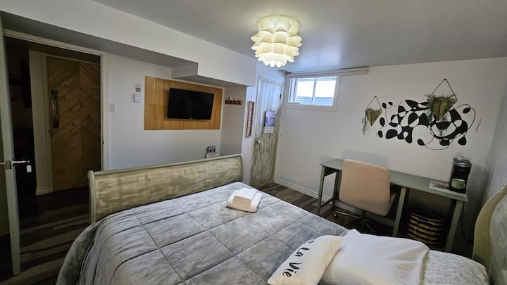 Chambre Moderne Et Chaleureuse - Saguenay