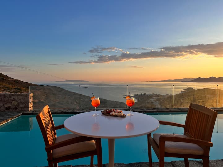 Villa Hera Milos 4 Bedrooms Mandrakia Village - Milos