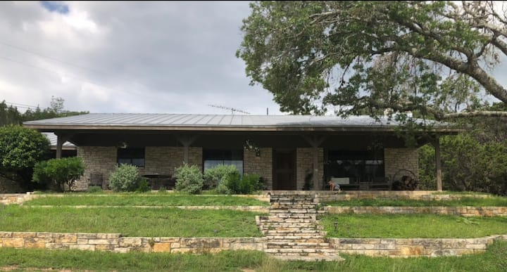White Fox Acres - Kerrville, TX