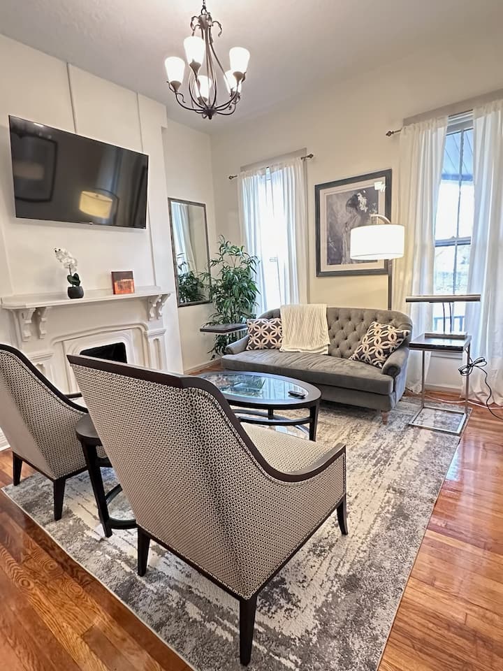Gorgeous Jubilee~ 2 Br Townhome - Dayton, OH