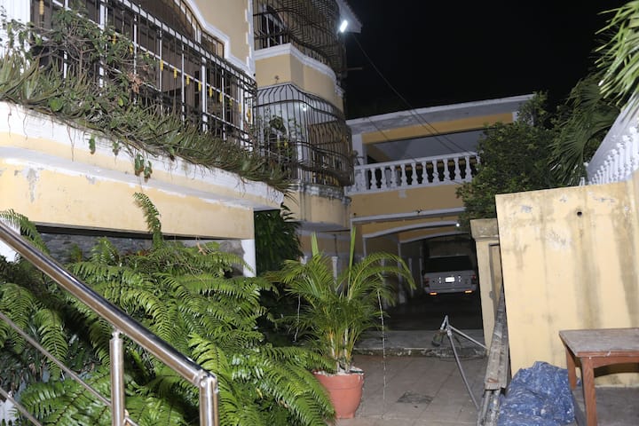Hermosa Villa En Santo Domingo. - Santo Domingo