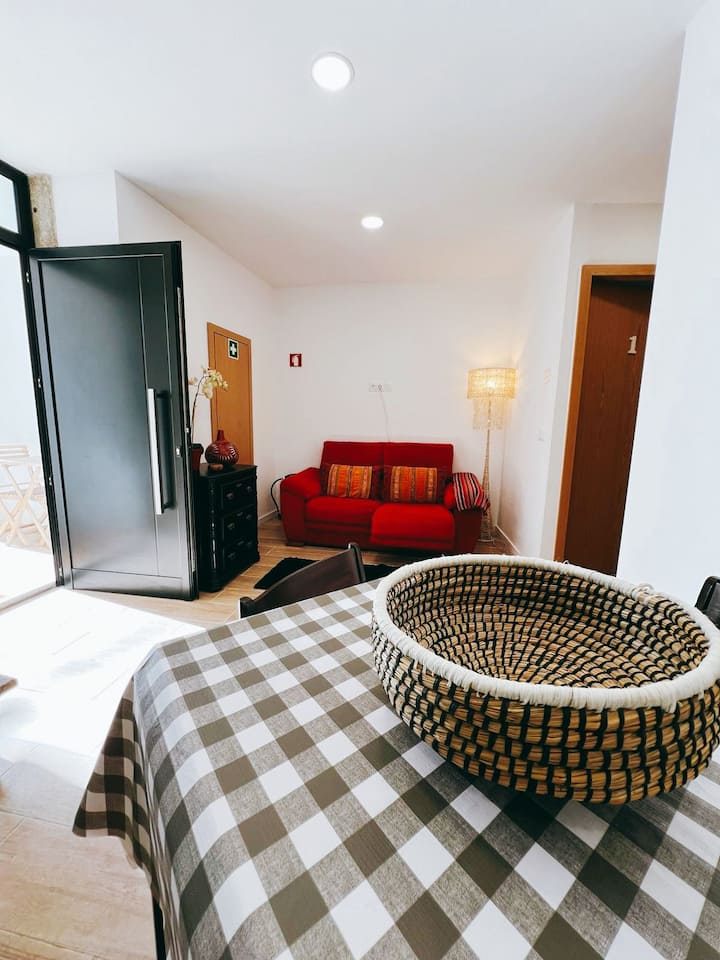 Casa Dos Sequeiras Port Rosé - Canelas