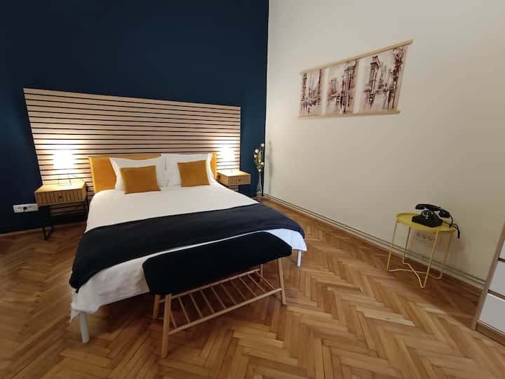 Pif Apartment Hirscher - Brașov