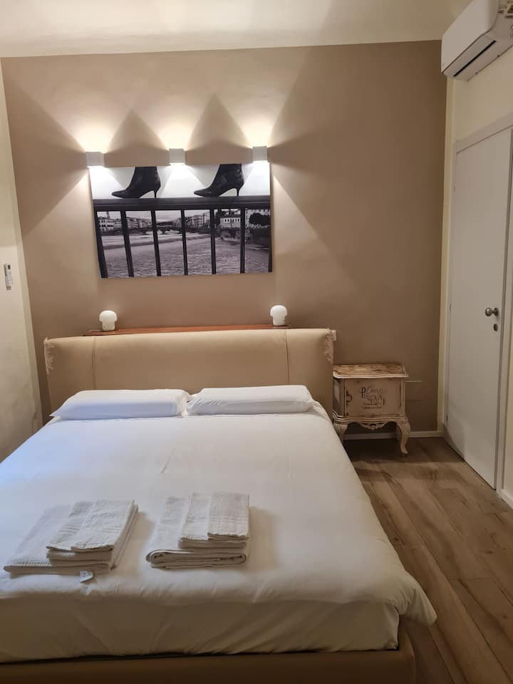 Sant'ambrogio Guest House - Calenzano