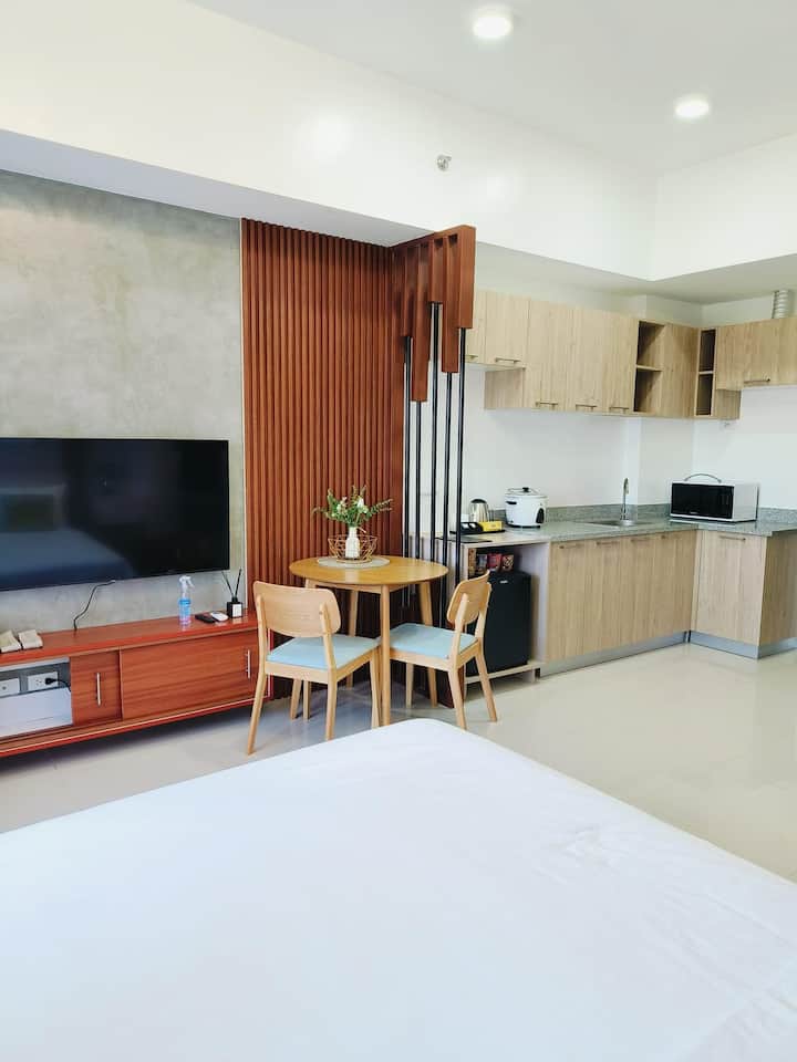 New Studio With Balcony  @ Wv Tower 2 Mandurriao - Iloílo