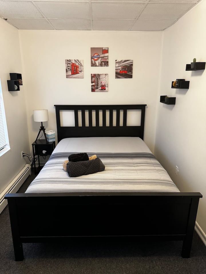 Stylish Bedroom With Private Living Room - Hoboken, NJ