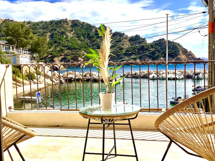 Le Cabanon Sur L'eau + Wifi Au Coeur Des Calanques - Ensuès-la-Redonne