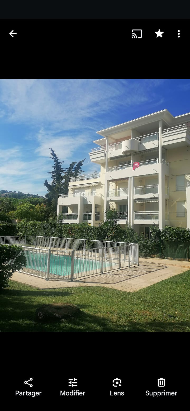 L'appartement Du Bonheur Sur Golfe Juan - Vallauris