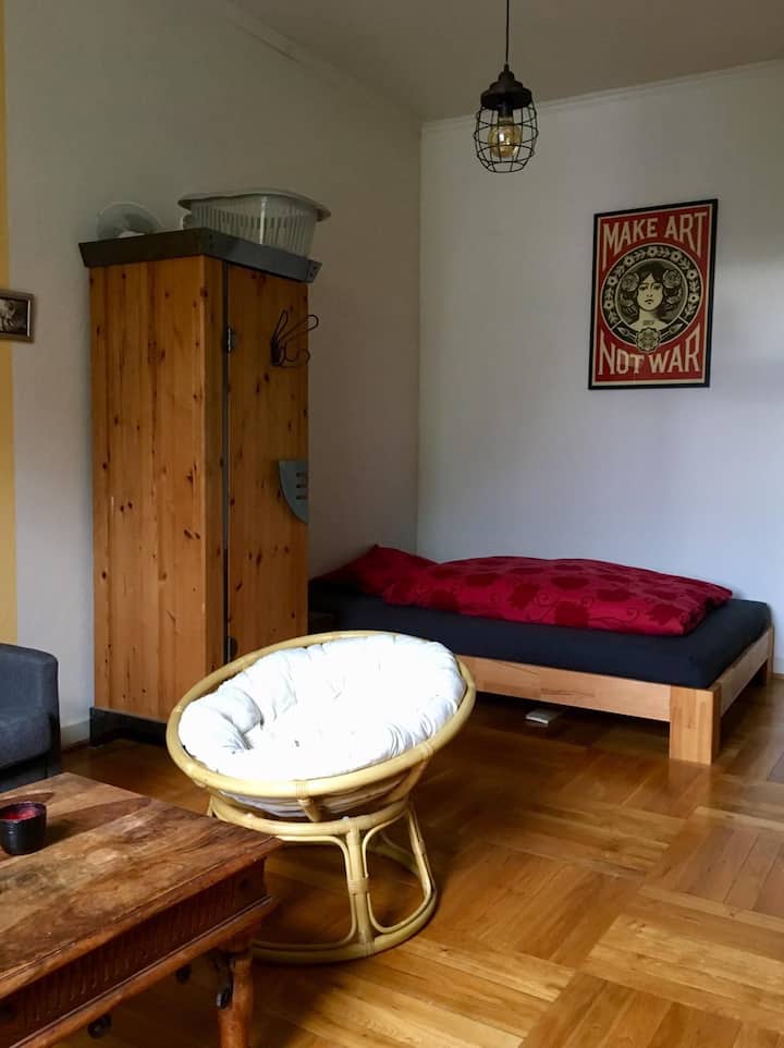 Schöne Kleine Altbauwohnung - Cologne