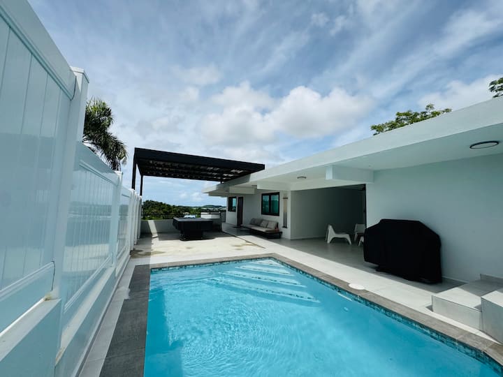 Oasis & Casa Kiarita • Casa En La Colina - San Juan