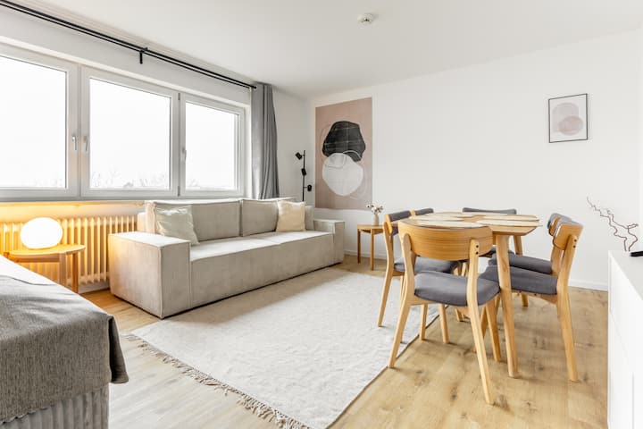 Global Living: Kitchen | Patio | Munich - Munich