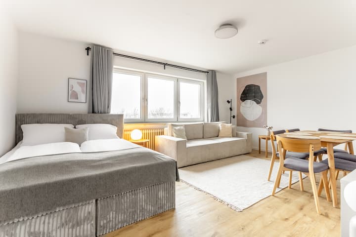 Global Living: Kitchen | Patio | Munich - Ismaning