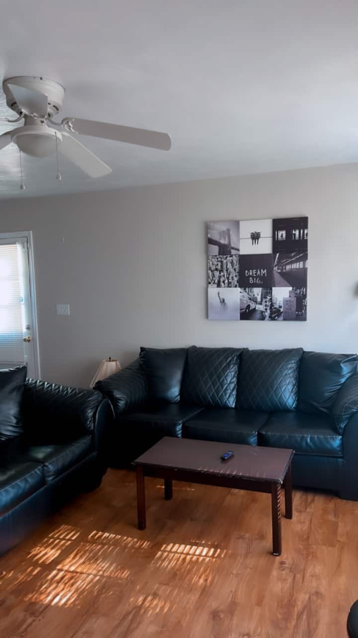 Spacious Home - Roanoke, VA