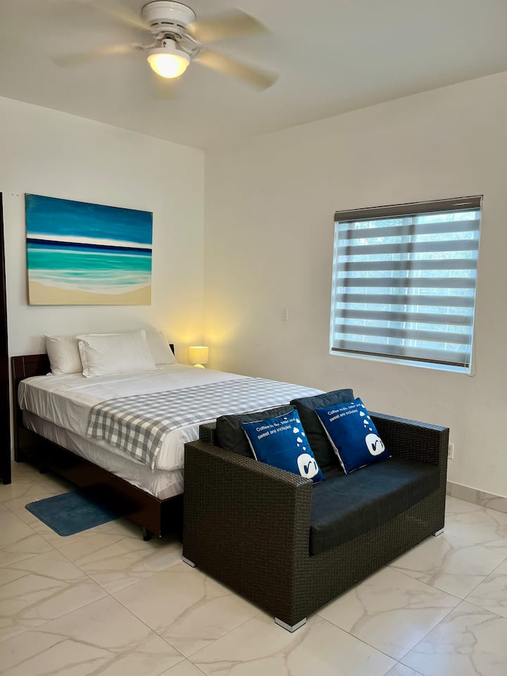 Cozy Studio #16 On Venetian Road - Turks and Caicos Islands