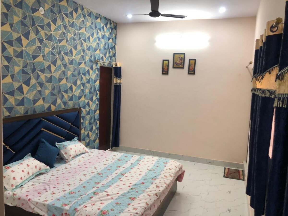 Varanasi Holiday Rentals & Homes - Uttar Pradesh, India | Airbnb