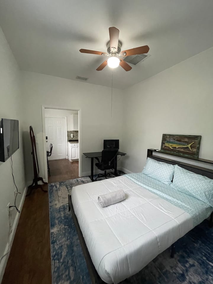 Guest Haven In West Palm Beach - West Palm Beach, FL