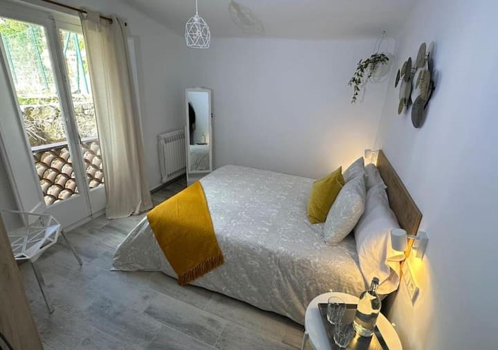 Habitación Roca Foradada Casa Camí De Les Aigües - Municipality of Manresa