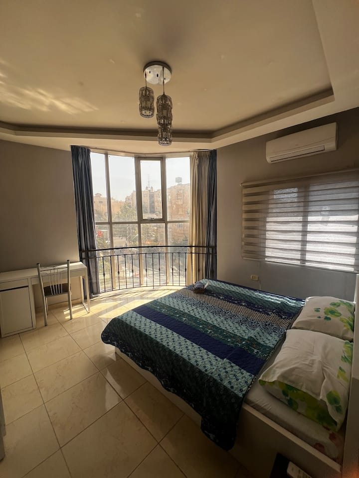Apartment In Amman,close To 
University Of Jordan. - Ammán