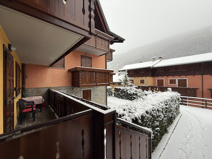 Villetta A Schiera, Giardino Privato E Box Doppio - Tirano