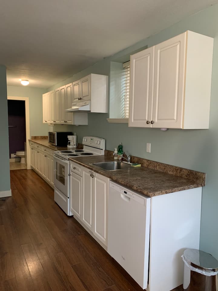 Two Bedrooms Suite With Private Entrance - Langley, BC