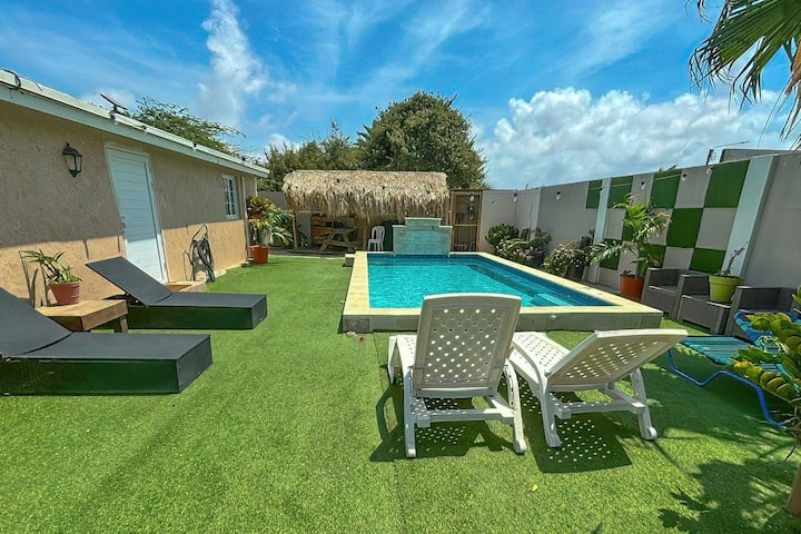 Salinas Escape:2br With Pool, Steps To Beach Apt 1 - Aruba