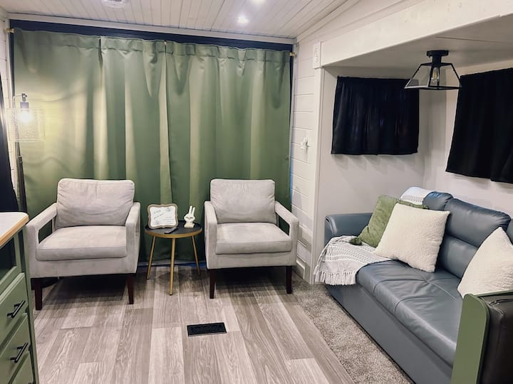 Cozy Camper #1 - Mountain Home, AR