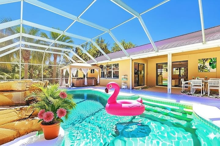 Whole Year Heated Pool And Hot Tube Dream House! - Palm Coast, FL