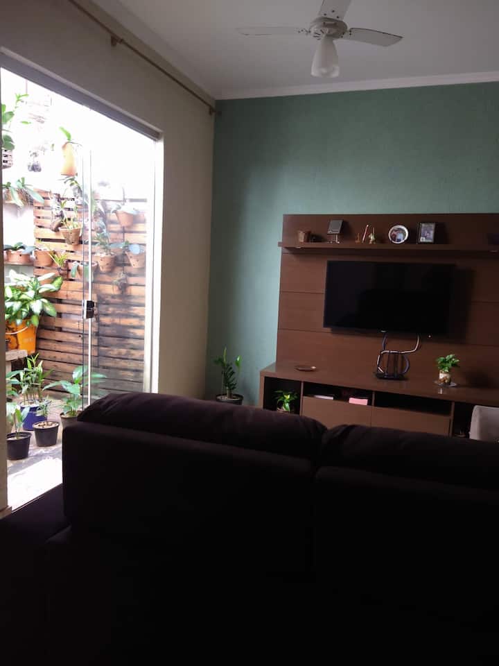 Casa óTima Localização - Serra Azul