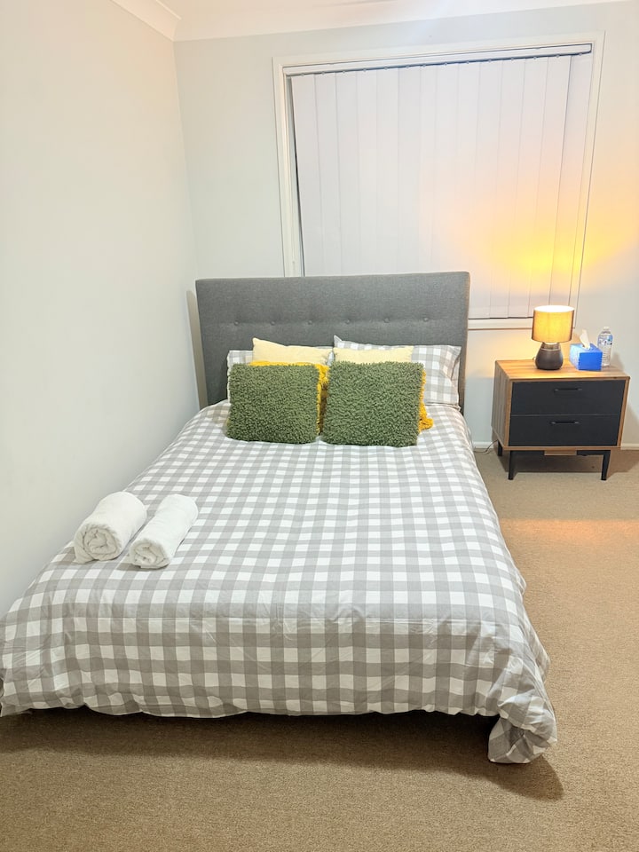 Room In Jordan Springs - Penrith