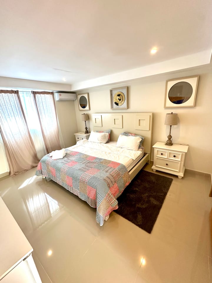 Noe Hotel  King Bedroom #11 Near To The Beach - Punta Cana