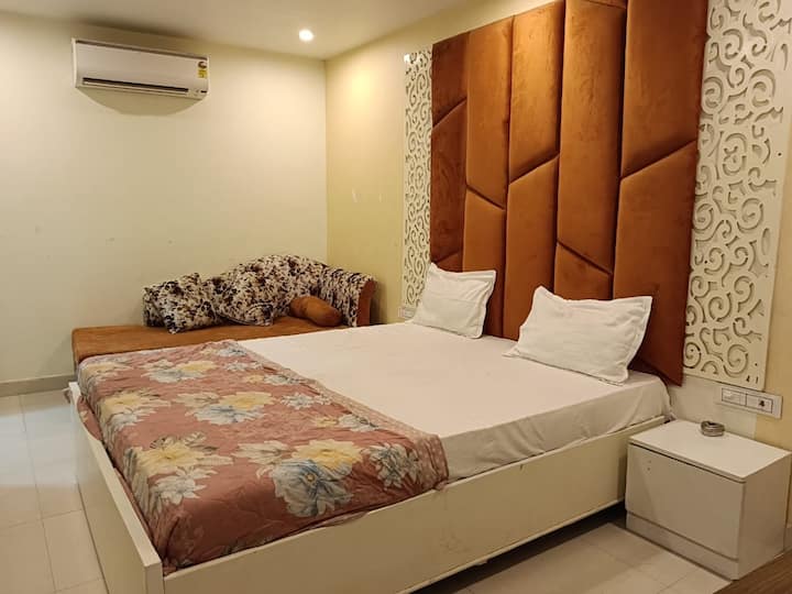 Hotel 777 Medical Mor 2nd Floor - 羅赫塔克